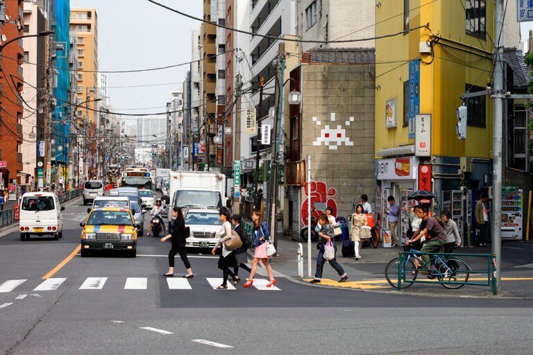 Street Art globalisé : Invader un artiste sans frontières - L'Officiel ...